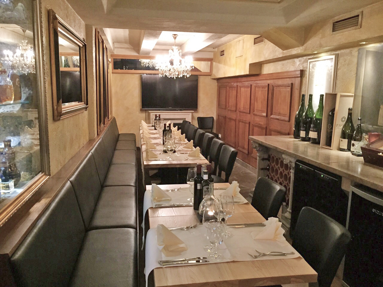 Impressionen aus unserem Restaurant | Aresto